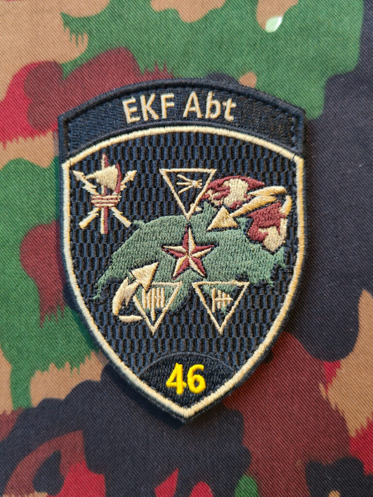 Verbandsabzeichen EKF Abt 46 Stabskp - SwissMilitaria.ch